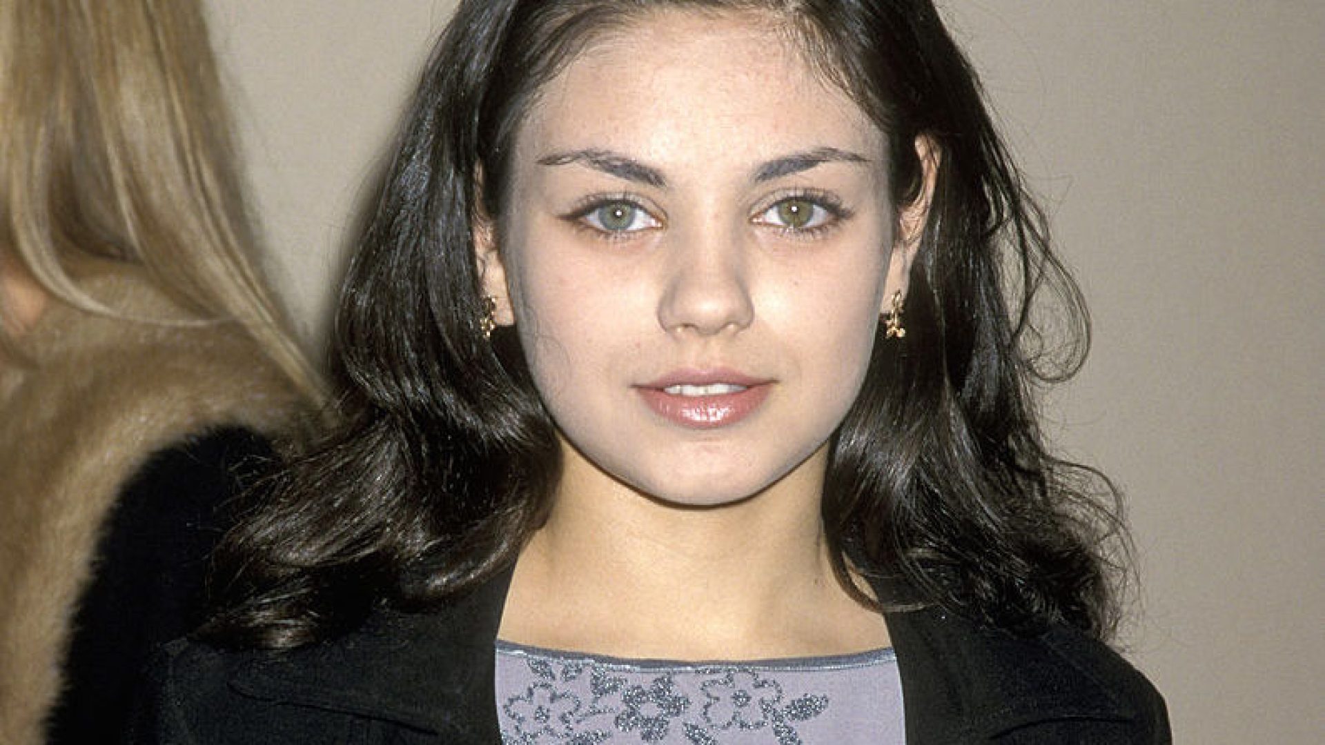 Hello There 90s Mila Kunis Was In This Lisa Frank Commercial And Its Incrediblehellogiggles